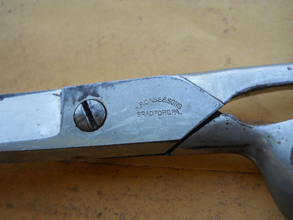 Case XX Scissors Case's Ace