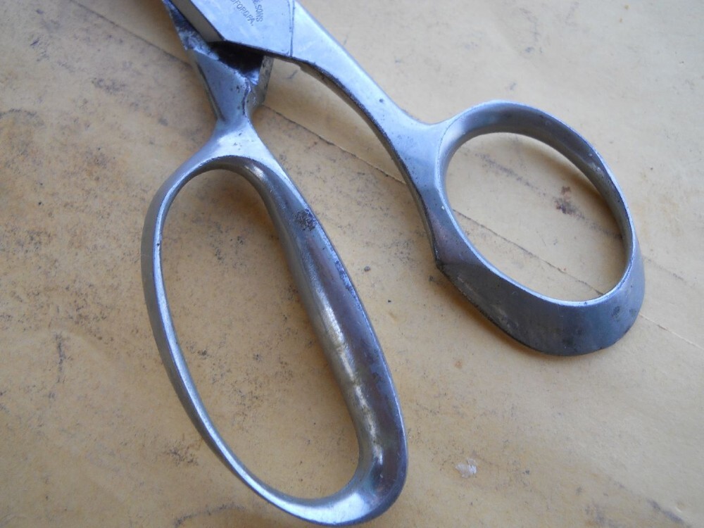 Case XX Scissors Case's Ace