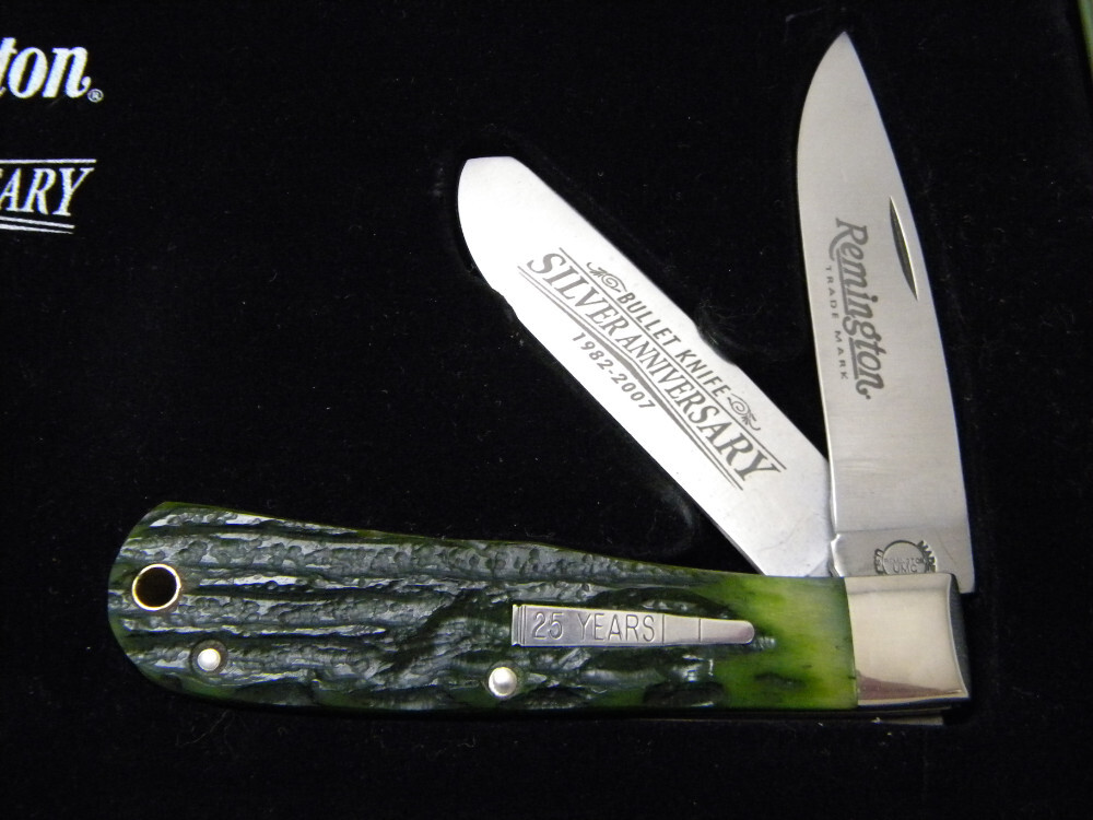 Remington USA R1123 2007 25th Anniv. Bone Silver Bullet Trapper Knife ...
