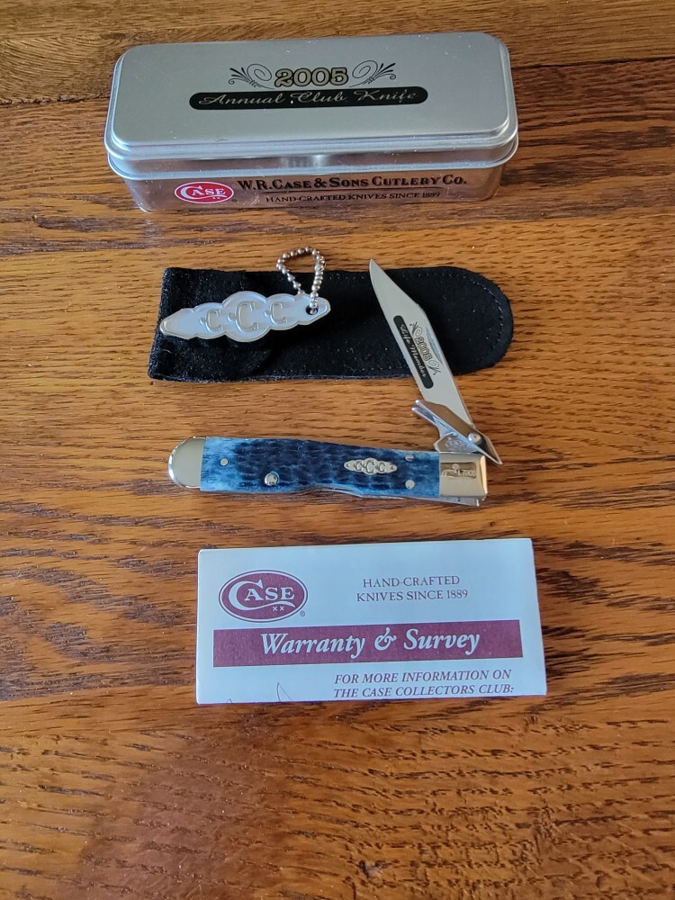 Case XX 2005 Cheetah Cub Mediterran Blue Bone Life Member CCC Annual Knife