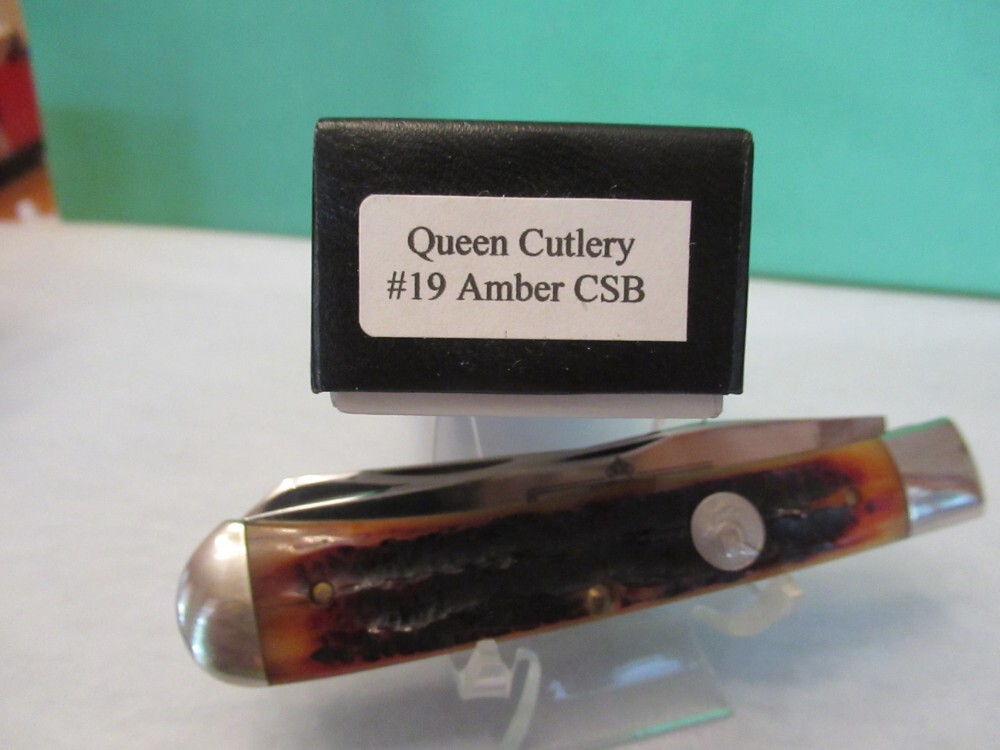 Queen Amber Carver'd Stag Bone Trapper D-2 Steel Pattern # 19