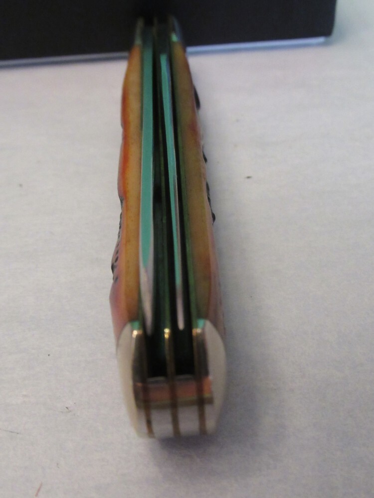 Queen Amber Carver'd Stag Bone Trapper D-2 Steel Pattern # 19