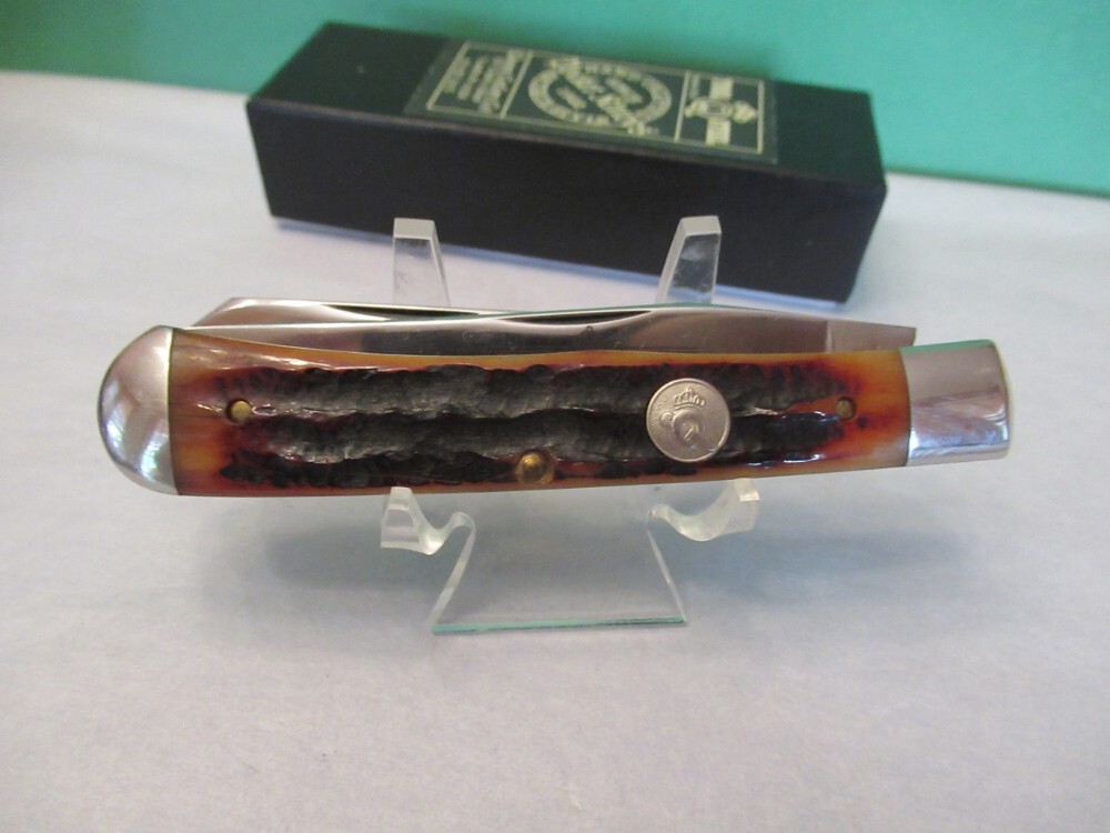 Queen Amber Carver'd Stag Bone Trapper D-2 Steel Pattern # 19