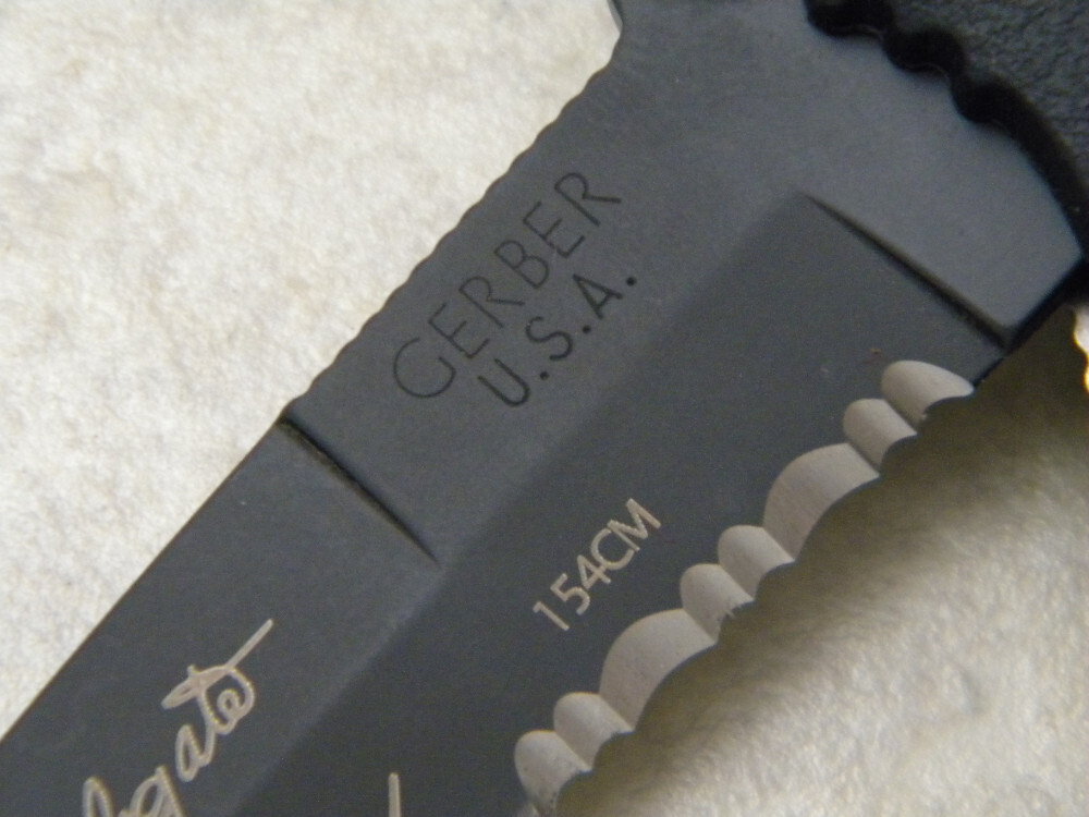 Gerber Applegate Fairbairn Covert Folder Black Lockback Knife