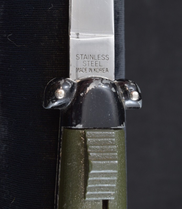 Vintage Nato Out The Front Automatic Knife