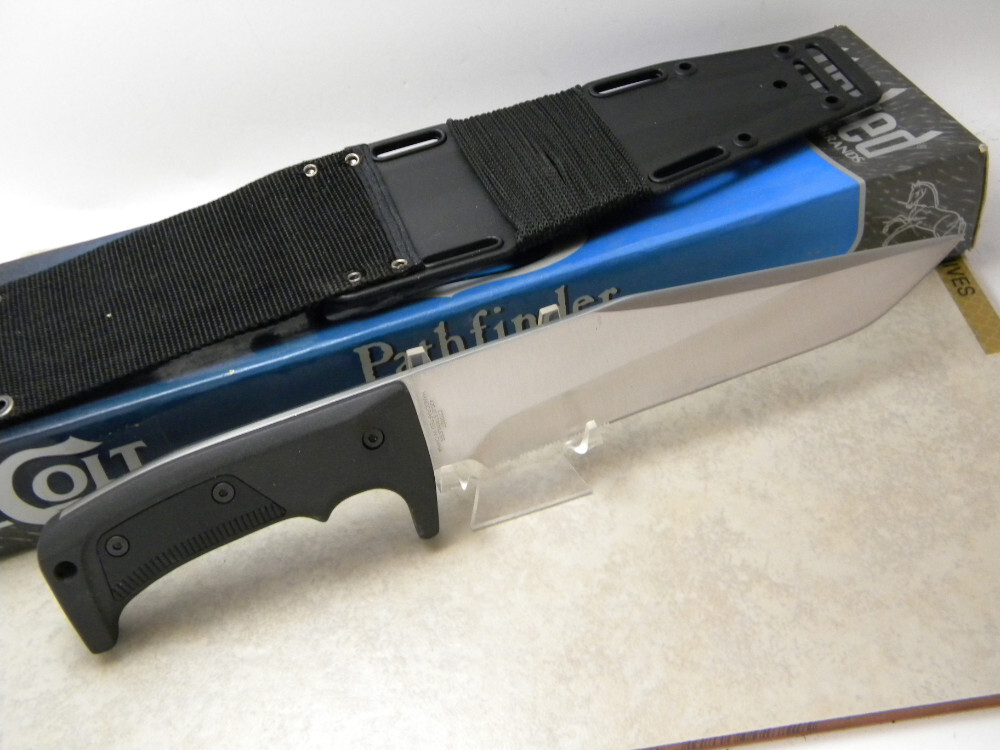 Colt CT 0027 (United Cutlery) Pathfinder Fixed Blade Campmate Sheath Knife