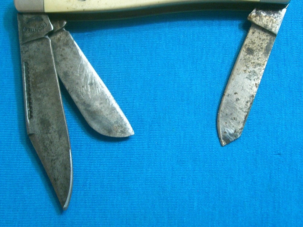 VINTAGE FRONTIER USA STOCKMAN FOLDING POCKET KNIFE KNIVES OLD