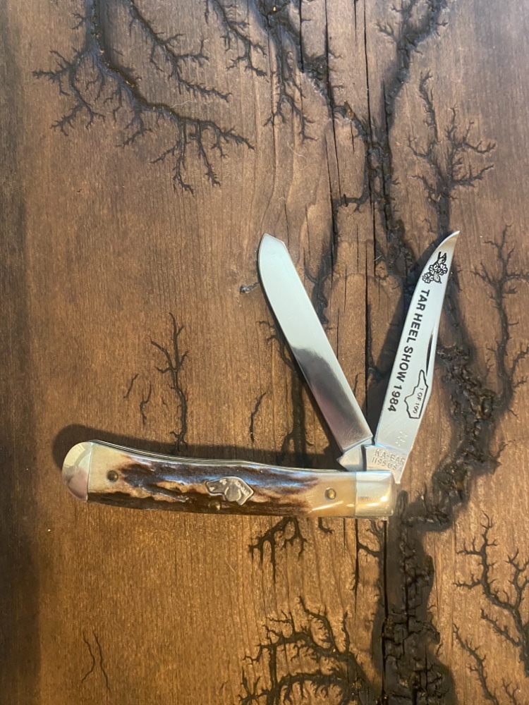 Ka-bar dog head stag trapper mint