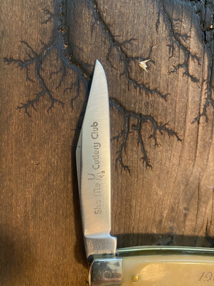Original Col coon stockman bone handle 1980