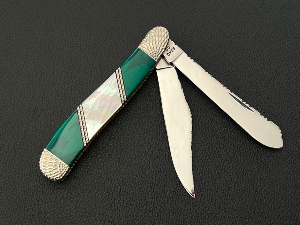 Case XX USA 6240 Custom Painted Pony Dog Leg Trapper with MOP & Green ...