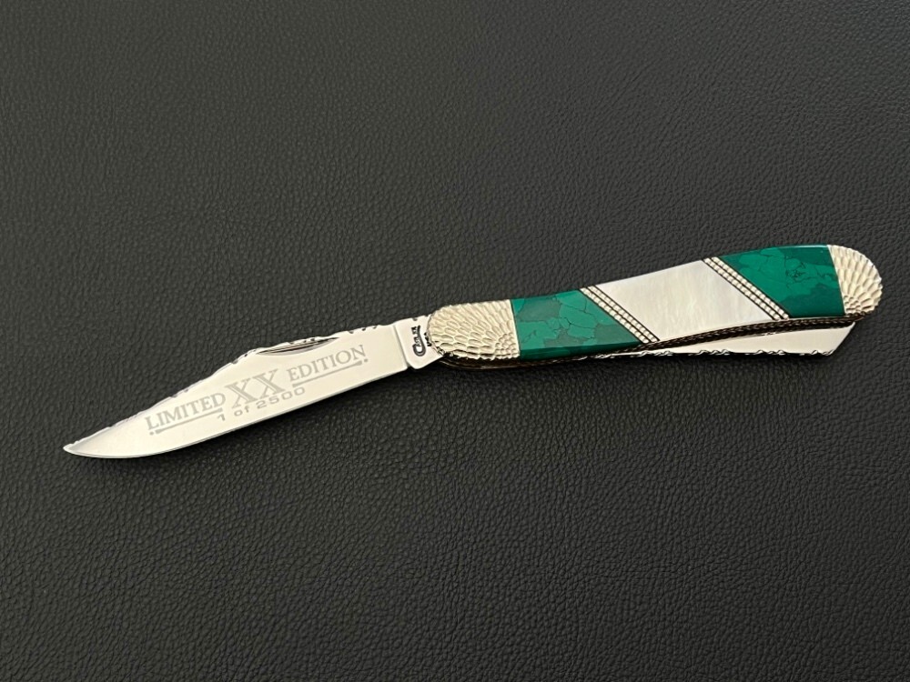Case XX USA 6240 Custom Painted Pony Dog Leg Trapper with MOP & Green ...