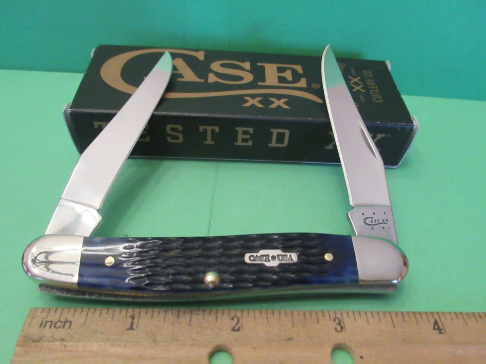 Case XX 2014 Blue Bone Muskrat with USA Shield
