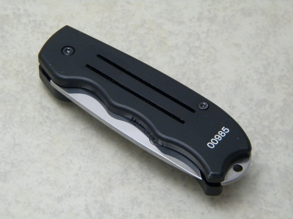 Smith & Wesson SW1300 USA Twist Automatic Switchblade Knife