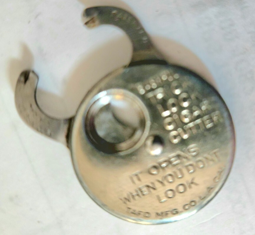 VINTAGE CIGAR CUTTER TRICK LOCK OPENS WHEN YOU DON'T LOOK