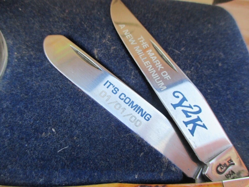 Case Stag Trapper and Silver Coin Y2K Set