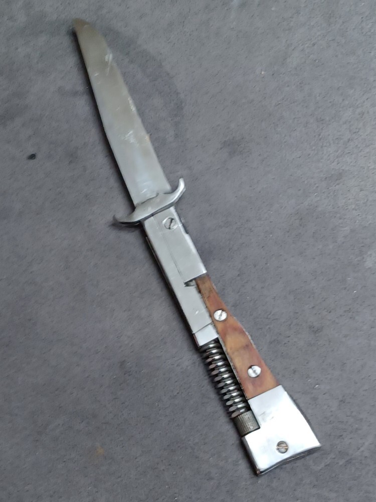 Vintage AK 47 Torsion Spring Swinguard Russian Prisons Knife.