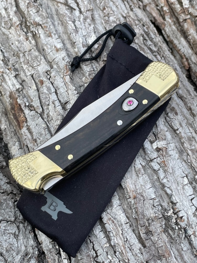 BUCK 110 * YELLOWHORSE CUSTOM RUBY GEM AUTOMATIC KNIFE W/ENGRAVED STAIR ...
