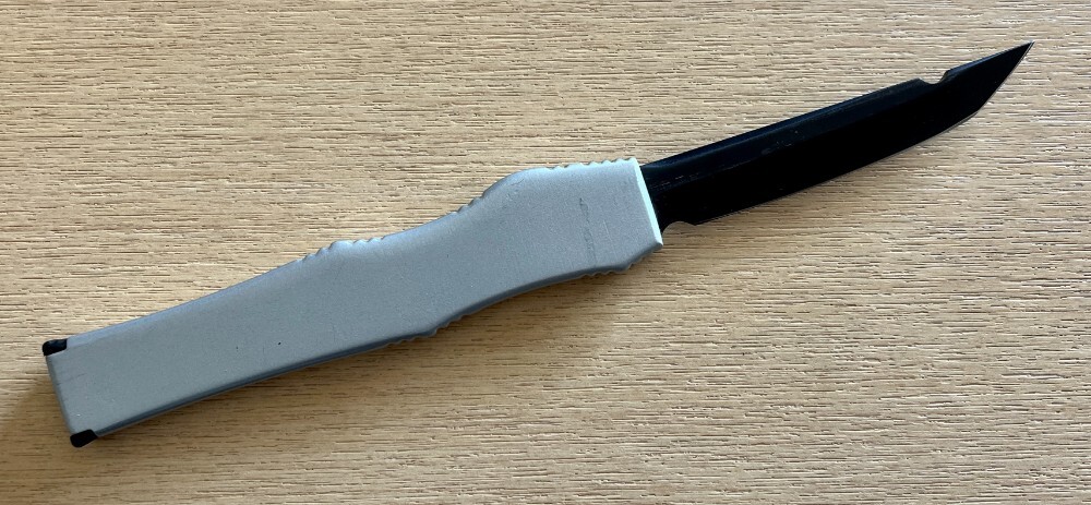 Microtech Halo 3 Clone Out The Front (OTF) Switchblade Knife, Gray ...