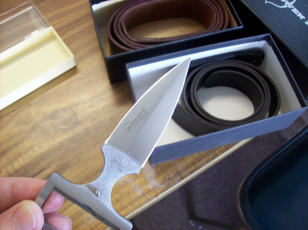 Bowen Knife U.S.A. Belt Buckle Push Dagger UNUSED W/2 Belts 40 & 44