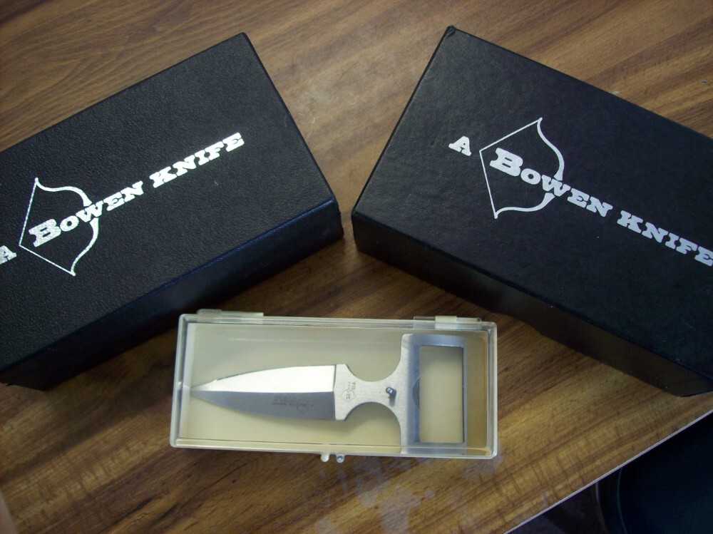 Bowen Knife U.S.A. Belt Buckle Push Dagger UNUSED W/2 Belts 40 & 44