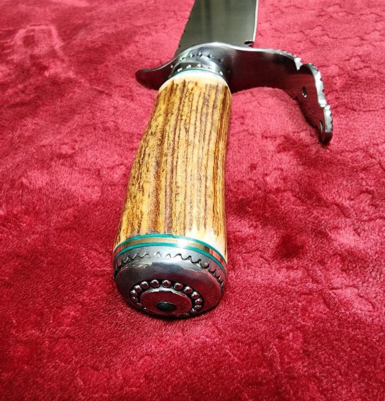 Half D-Guard Bowie knife!!!