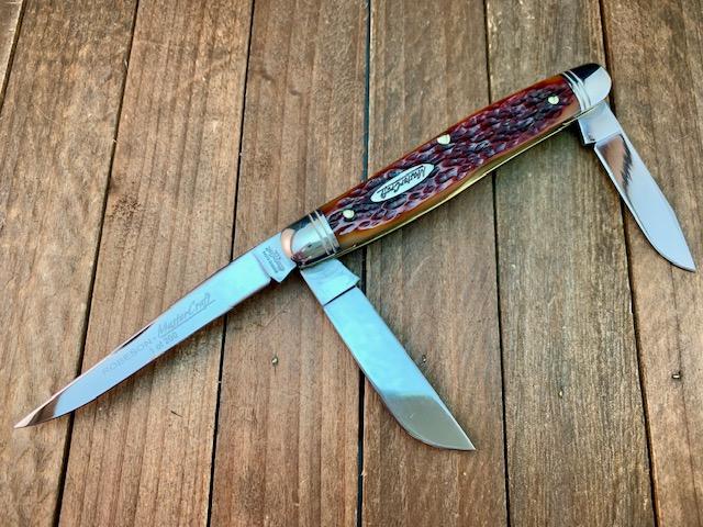 Robeson Mastercraft by Queen Cattle Stockman Knife Amber Jigged Bone 1 ...