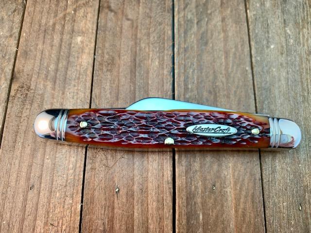 Robeson Mastercraft by Queen Cattle Stockman Knife Amber Jigged Bone 1 ...
