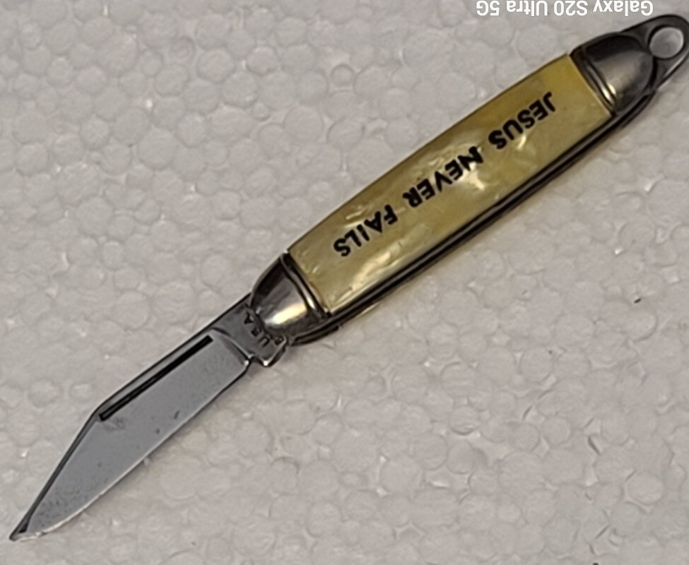 RARE! VINTAGE USA TINY KNIFE TIN CAP KEY RING FOB POCKET KNIFE