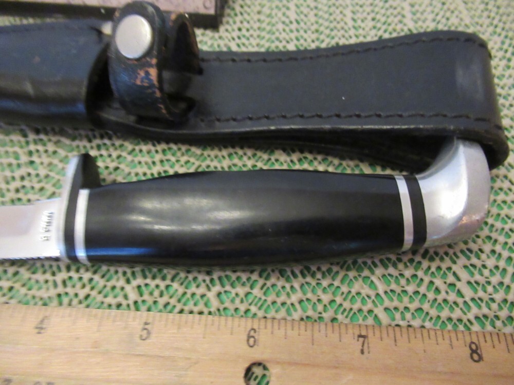 Case XX USA Era Black Composition Handle Model 2 Finn