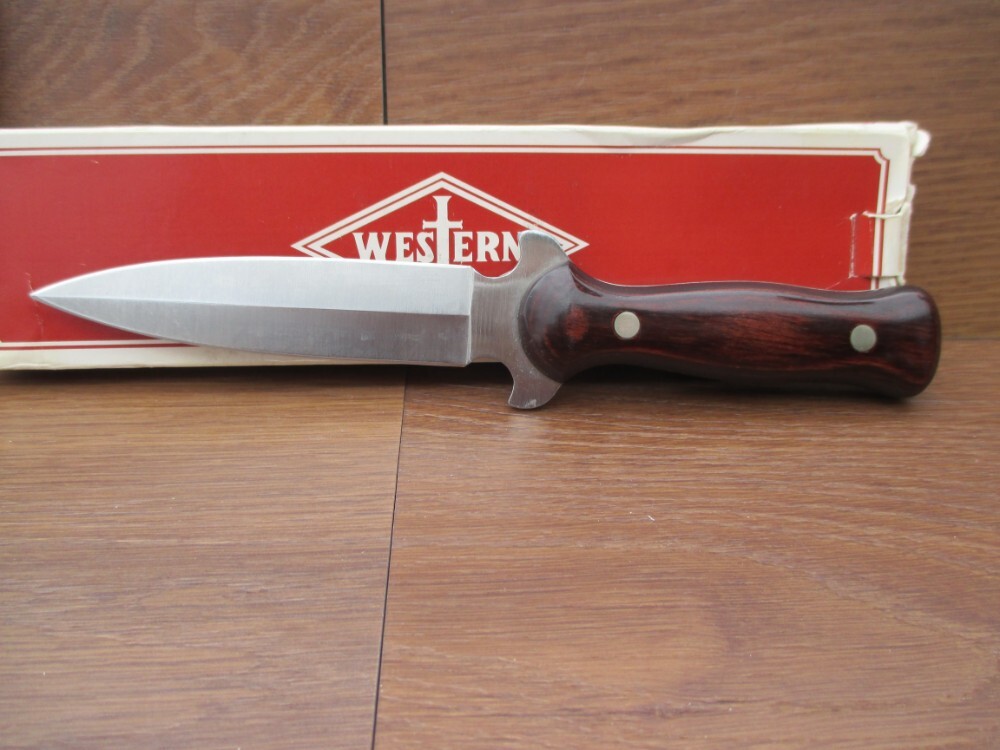 Western W77 Boot Knife With Sheath LNIB