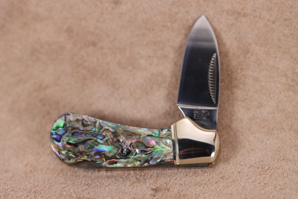 Queen City 004 Cub Lockback Knife Abalone