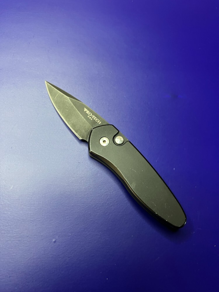 Pro-Tech Sprint PR5 Black Automatic Knife (1.95" Blade)