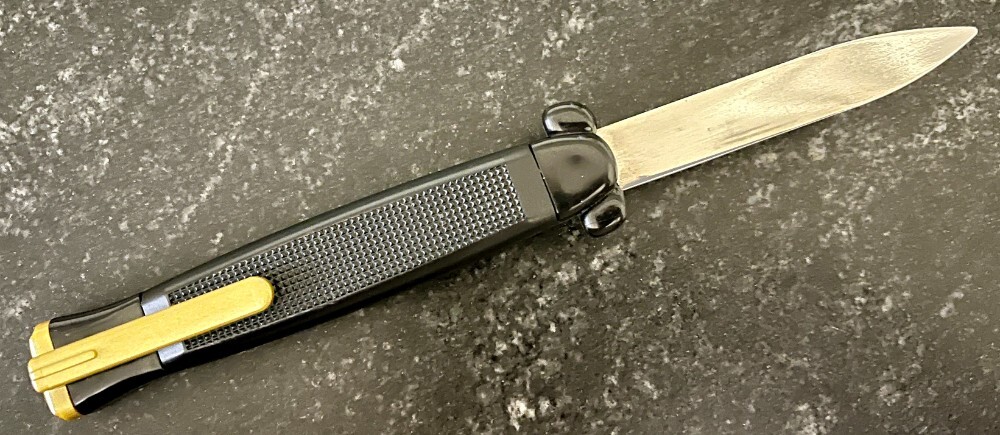 Unique Super Automatic Out The Front (OTF) Switchblade Knife, Unused