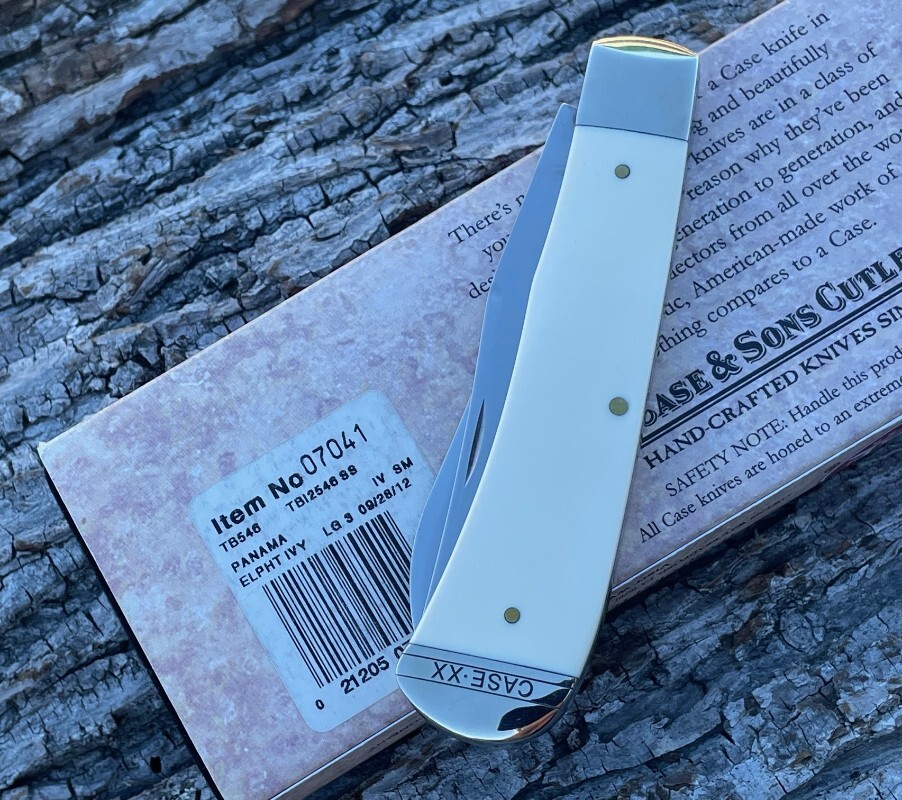 CASE XX * 2012 ELEPHANT IVORY PANAMA TRAPPER *NICE KINIFE
