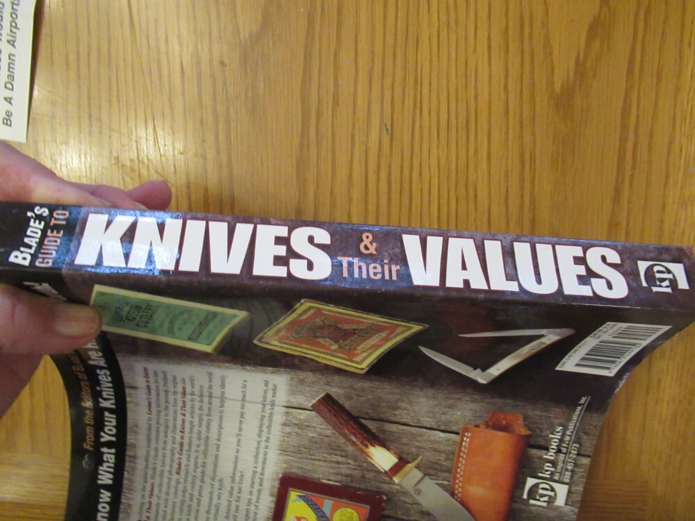 Blade's Guide to Knives & Their Value By Steve Shackleford