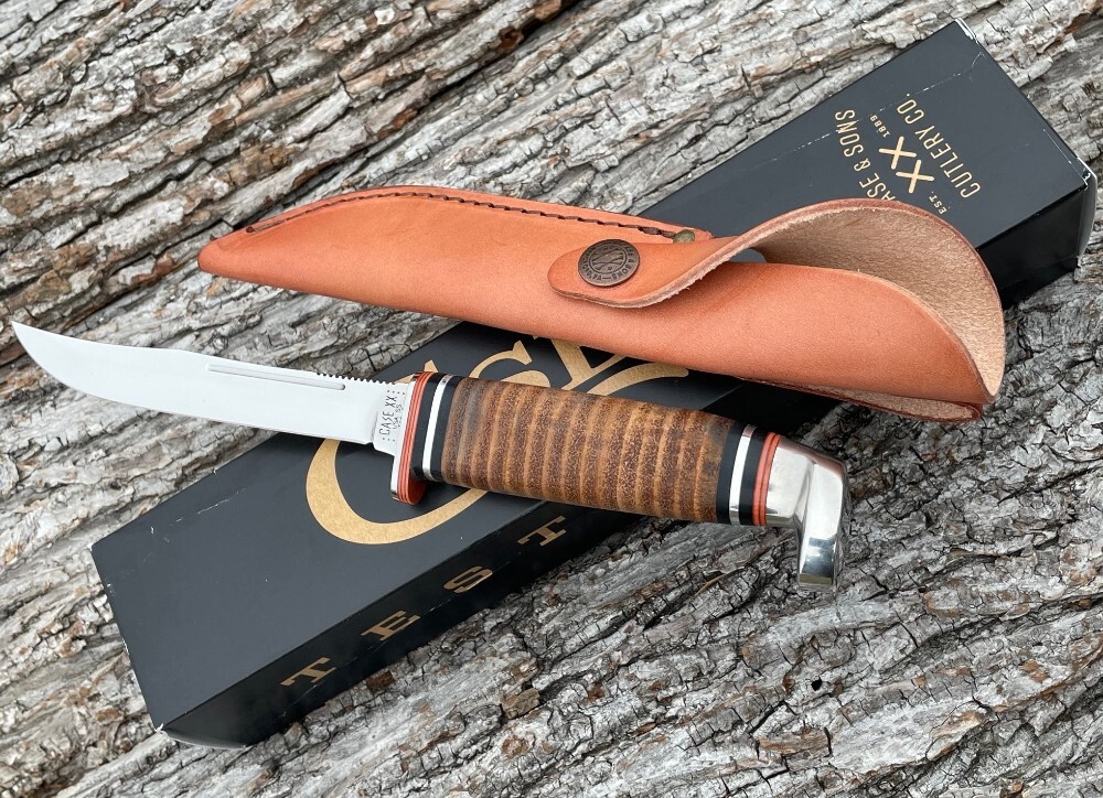 CASE XX ** 2024 POLISHED LEATHER FIXED BLADE W/LEATHER SHEATH