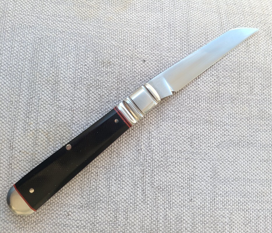 K'roo Fancy Jack in Black Linen with Red Diamond shield and liners ...