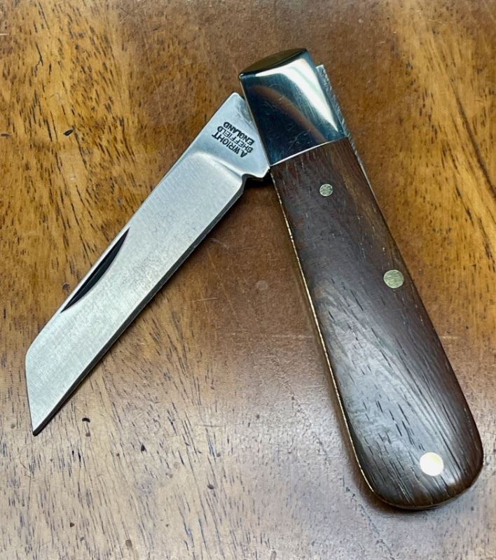 A. Wright & Son, Traditional Barlow pocket knife with Lambsfoot blade ...