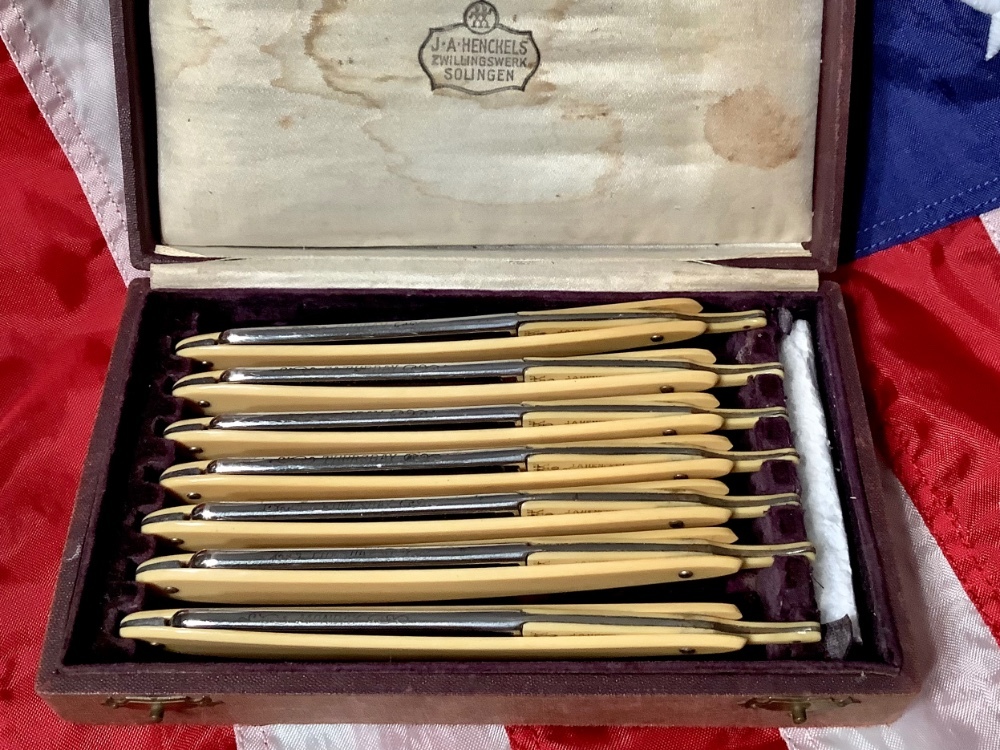 J A Henckels 7 Day Razor Set w/ Perfect Synthetic Handles in Orig box