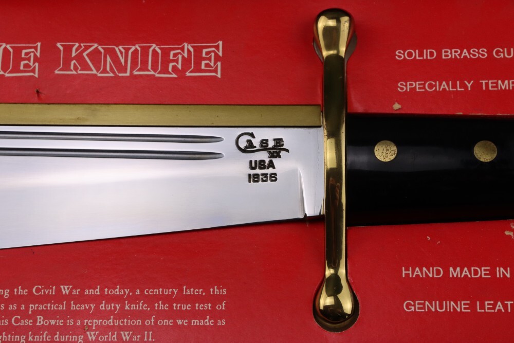 CASE XX BOWIE WITH ORIGINAL BOX SHEATH SYNTHETIC HANDLE