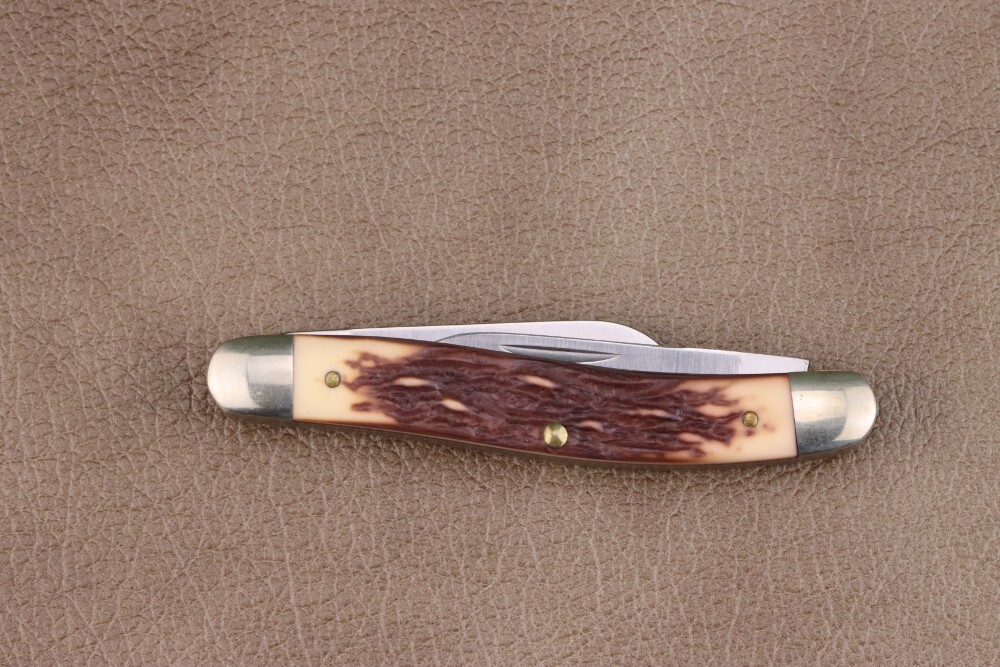 SCHRADE USA UNCLE HENRY STOCKMAN WITH STAGLON SCALES