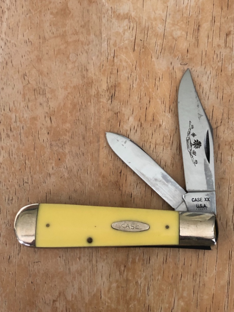 1974 Case Rail Splitter Yellow Delrin Handles 3299 1/2