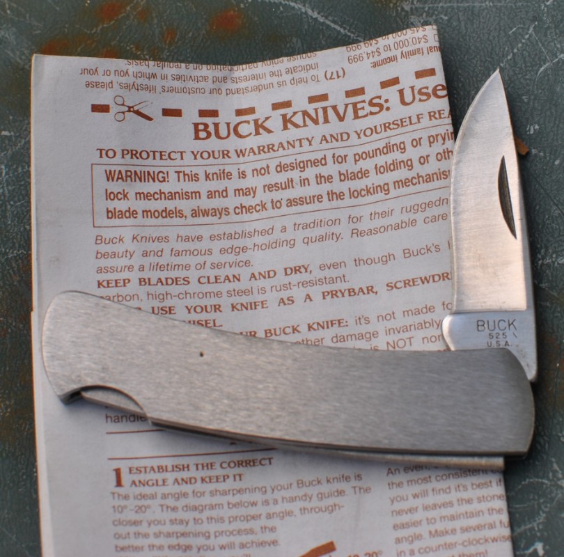 Buck 525 Mint 1994 Stainless Lock back 2 3/4" Closed With Papers Tight ...