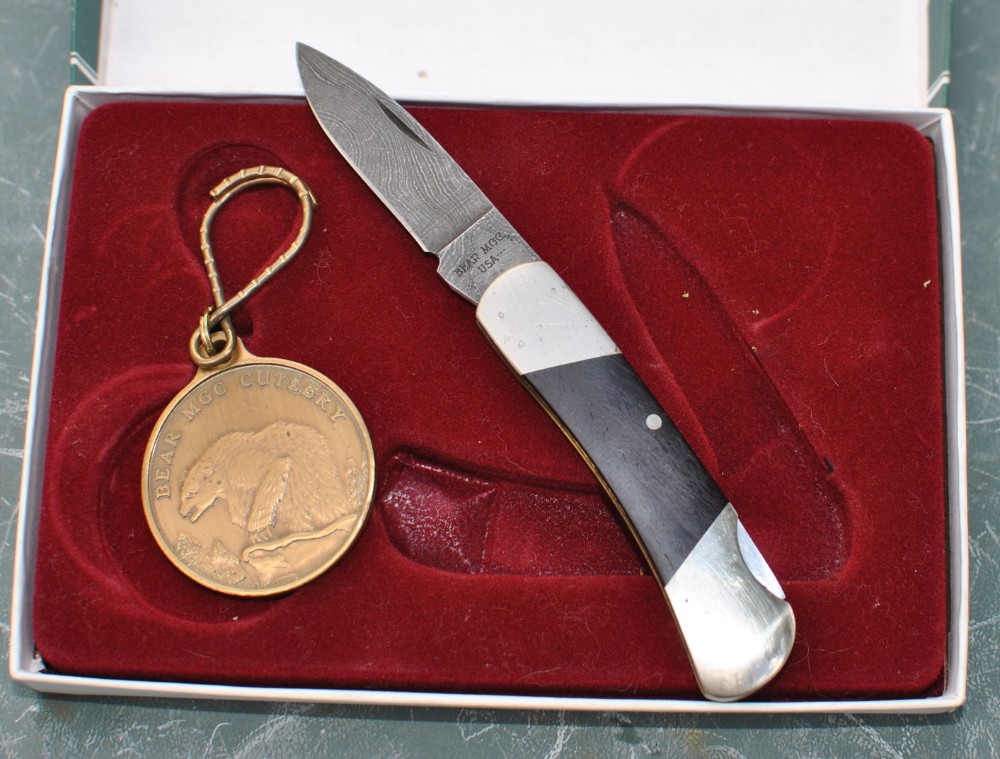 Bear MGC Presentation Set 3" Lock Back Damascus And Brass Medallion ...