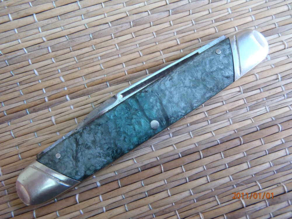 UTICA (arch) Cutlery Co Utica NY Slanted and Pinched Bolsters