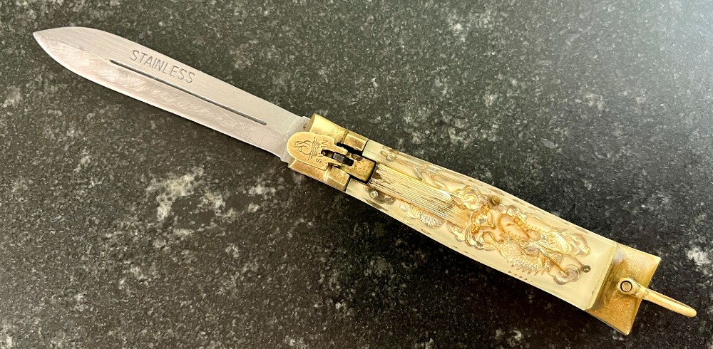 Rare Dagger Blade Bullfighter Lever Lock Switchblade Knife, Japan