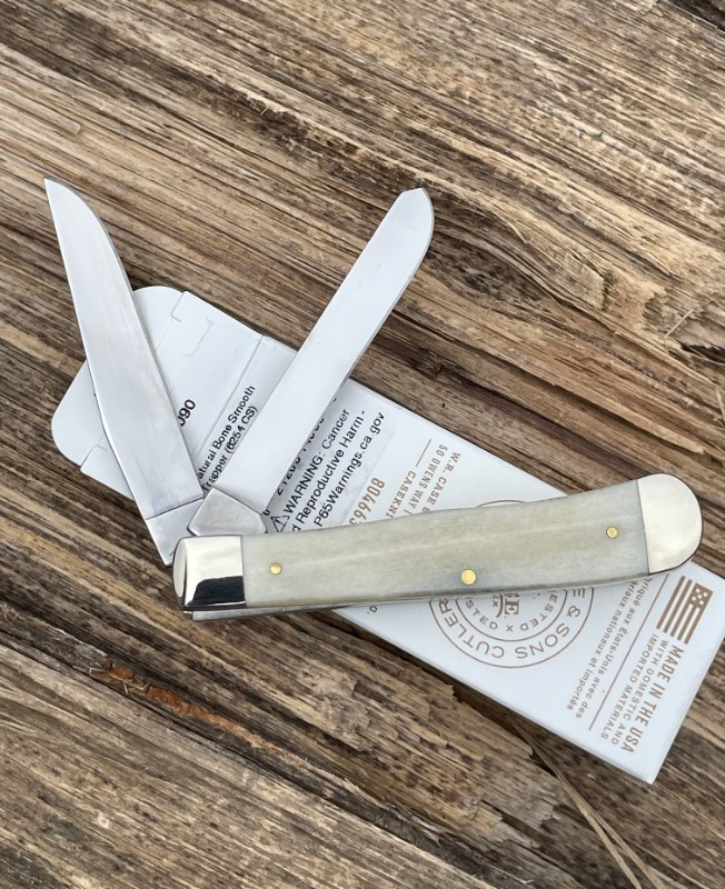 CASE XX ** 2024 SMOOTH NATURAL BONE FLAG SHIELD CS TRAPPER