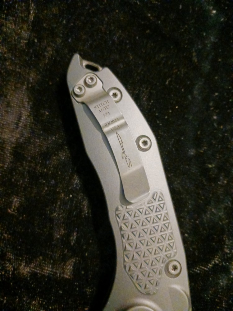 STITCH SHADOW FULL SERRATED AUTO