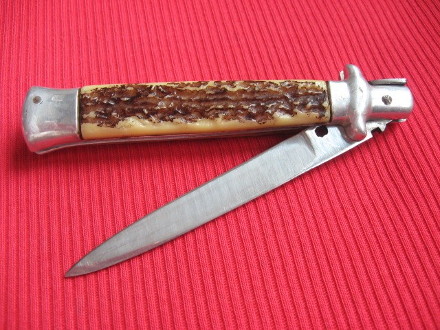 Vintage Made in SPAIN Stiletto Switchblade Knife