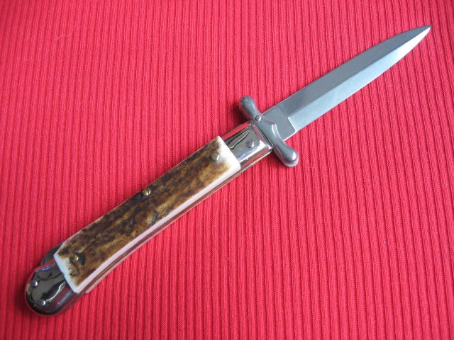 Italian MEDICI Style Stag Swing Guard STILETTO Switchblade Knife